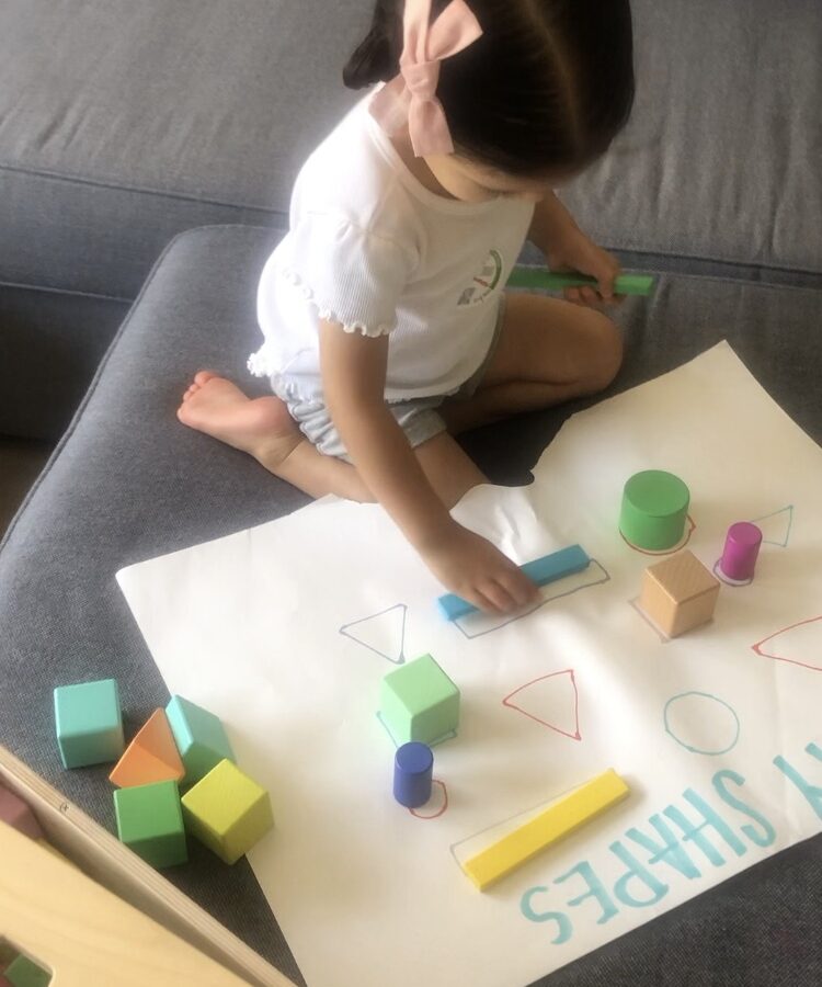 These Are The 10 Best Shape Activities For Toddlers | EEVVEE